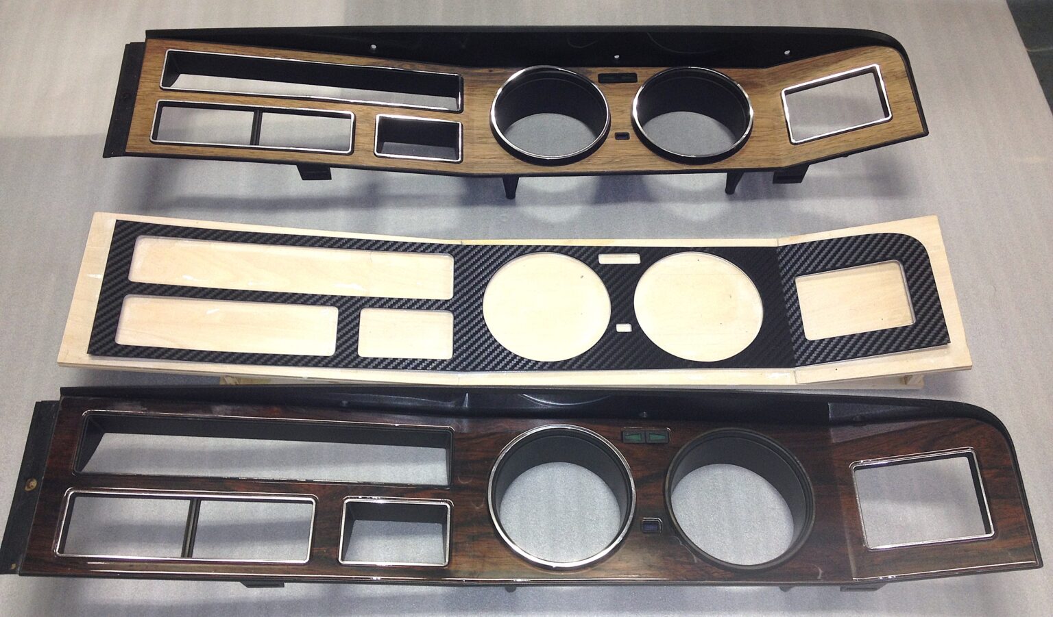 自動車内装ウッドパネル 修理・リペア | NIIDA SURFACE DESIGN / 株式会社ニイダ